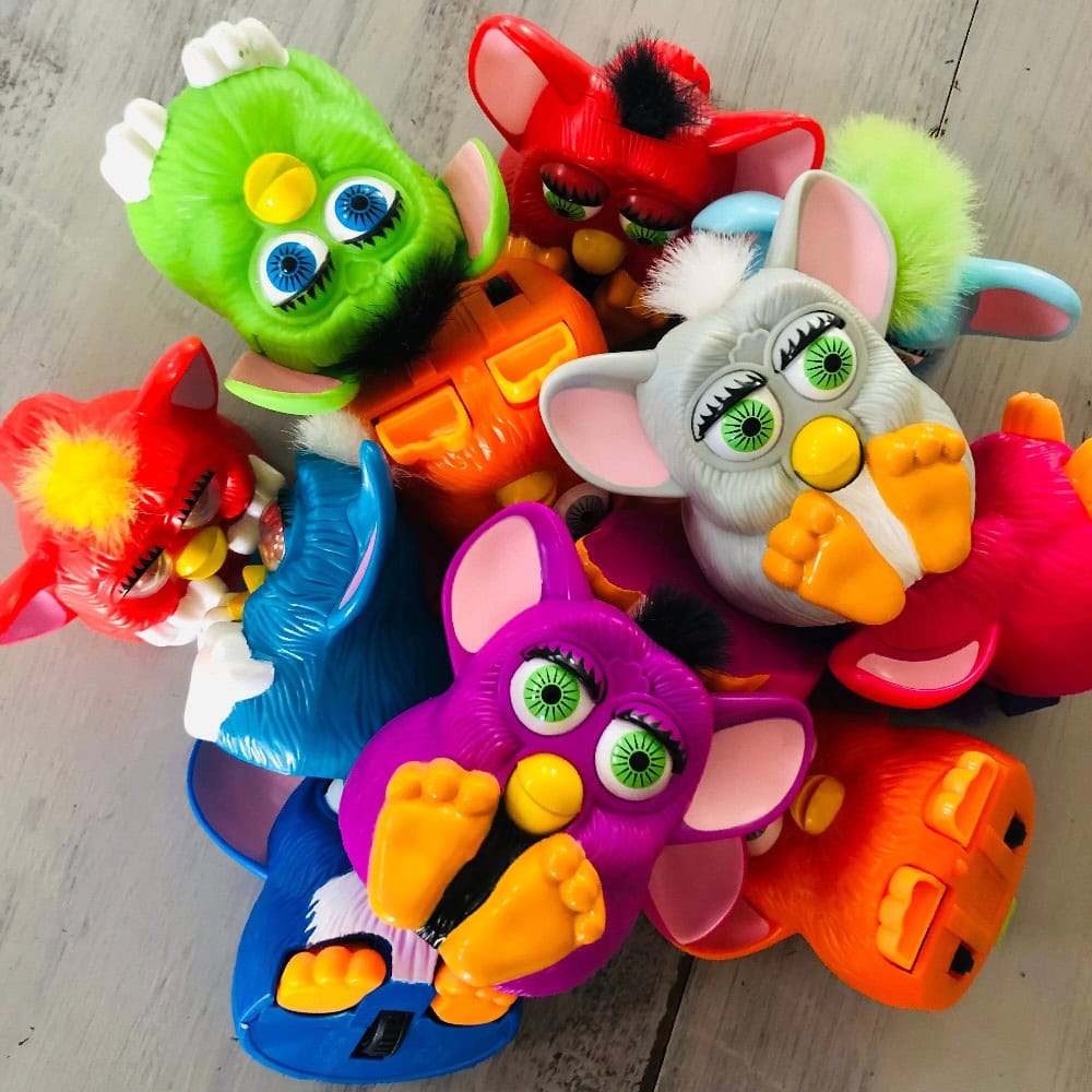 Furbies: The Haunting Lore Behind the 90s’ Most Unsettling Toy ☆ G.URL